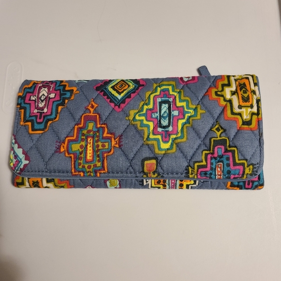 Vera Bradley | Bags | Vera Bradley Rfid Trifold Wallet In Painted Medallions Pattern | Poshmark